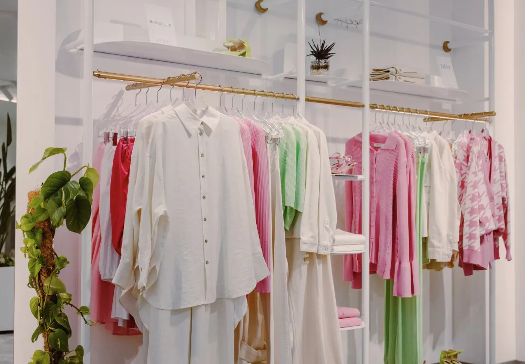 Vivo Clothes